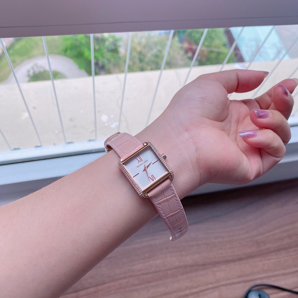 Đồng Hồ Michael Kors Nữ Dây Da Hồng MK2763 24x30mm Chính Hãng