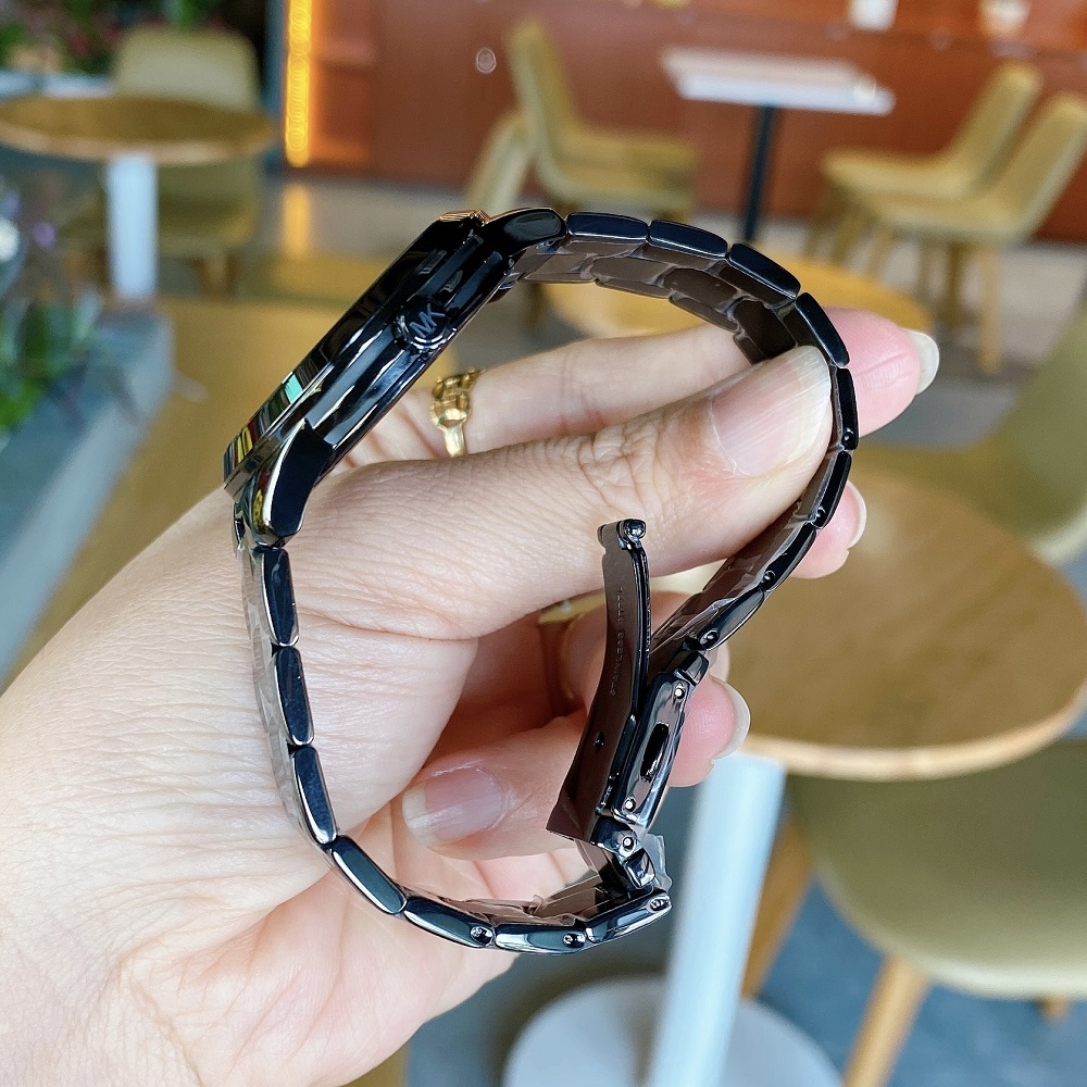 Đồng Hồ Michael Kors Nữ MK6683 Runway Black Tone Đen 38mm